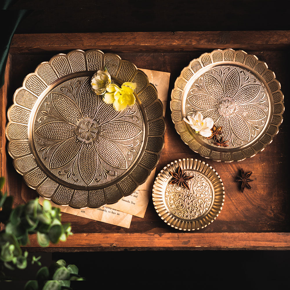 Saubhagya Brass Serving Plates with Gold Finish Set of 3 – Amalfiee ...